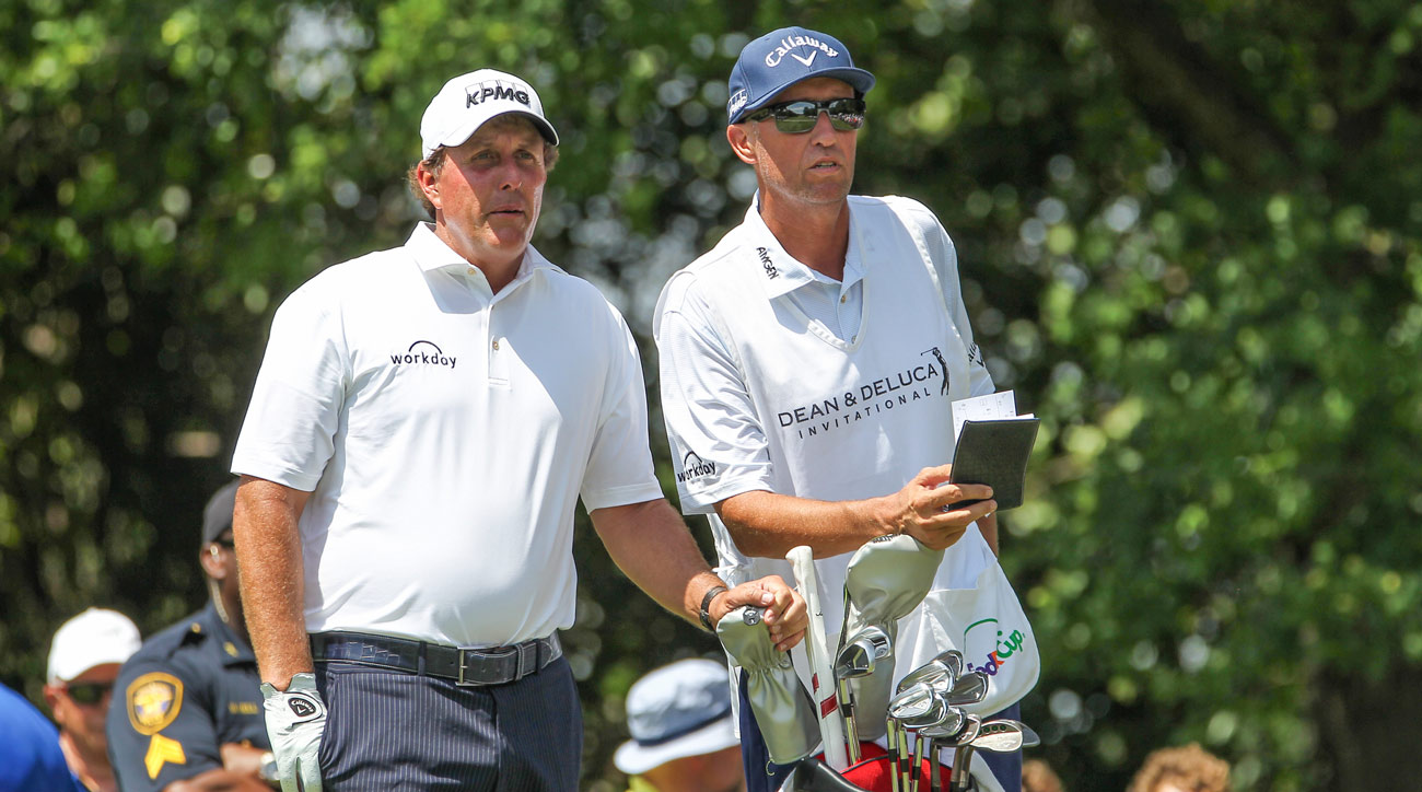 Who are the Top 5 Pro Golf Caddies? - BrandFuge