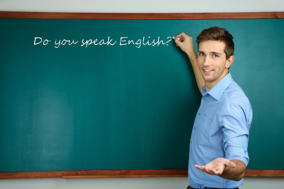 Why Teaching English Abroad is the Best First Job for New College ...