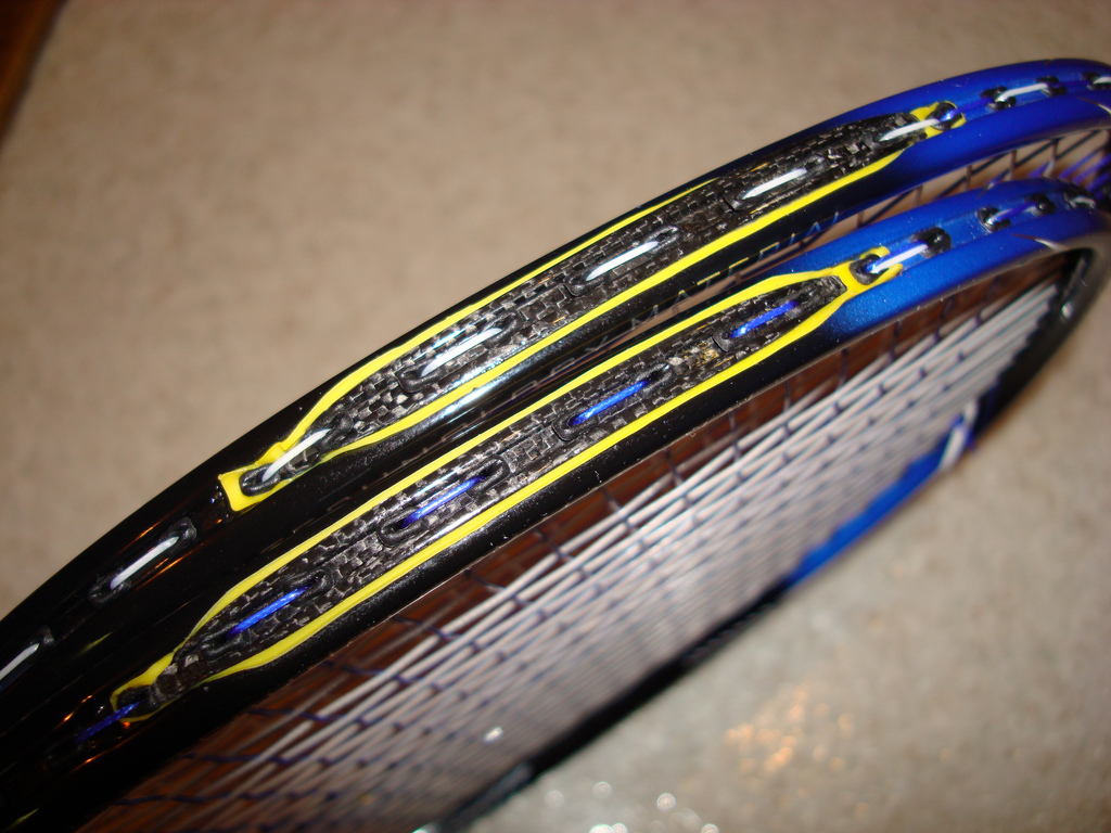 What Are the Types of Rackets Available for a Badminton Game? - BrandFuge