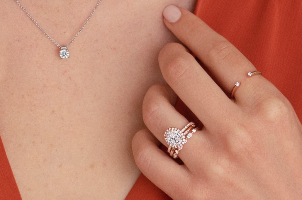 Take A Look At Some Unique Rose Gold Wedding Band Style Rings - BrandFuge