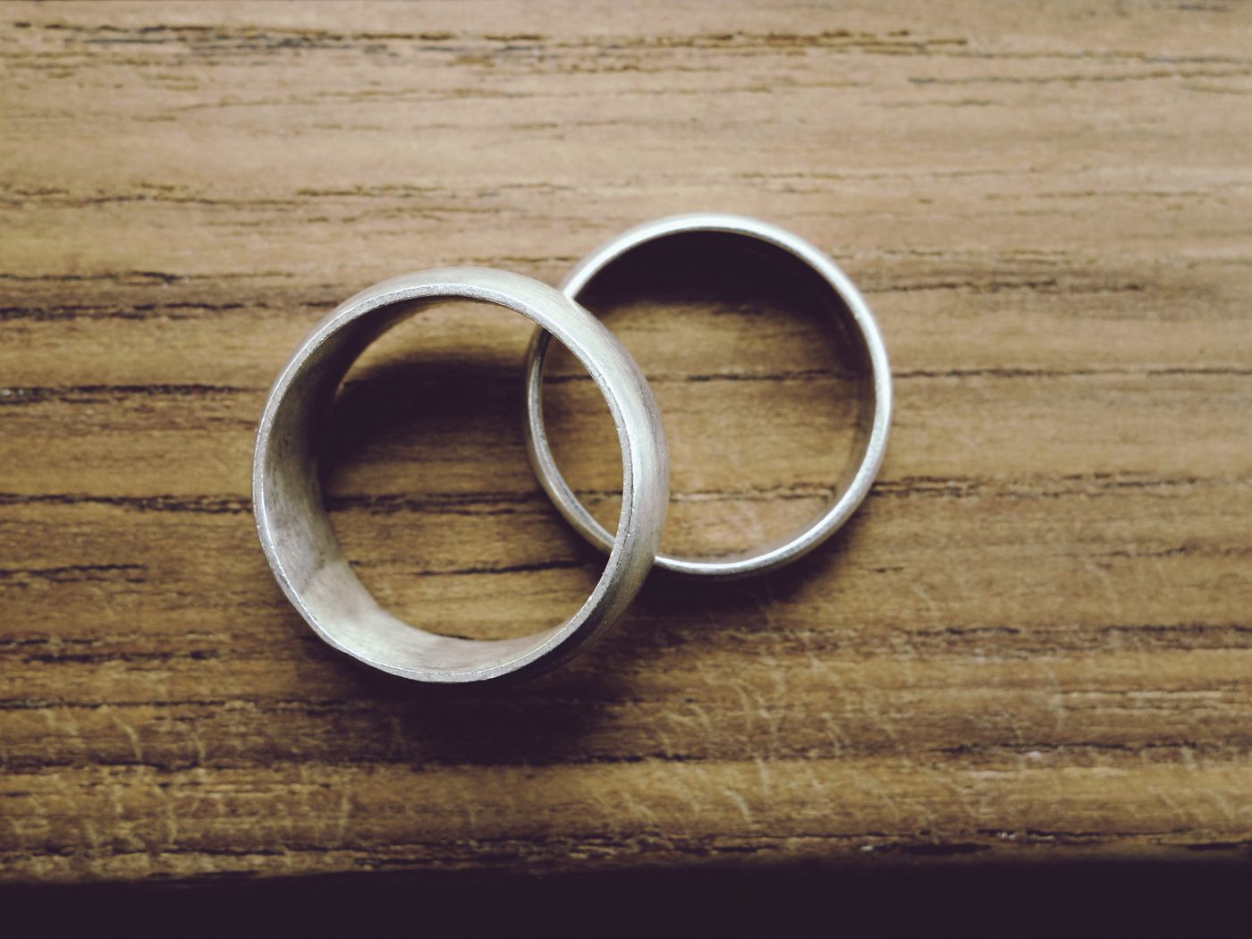 The Psychology Behind Engagement Ring Choices - BrandFuge